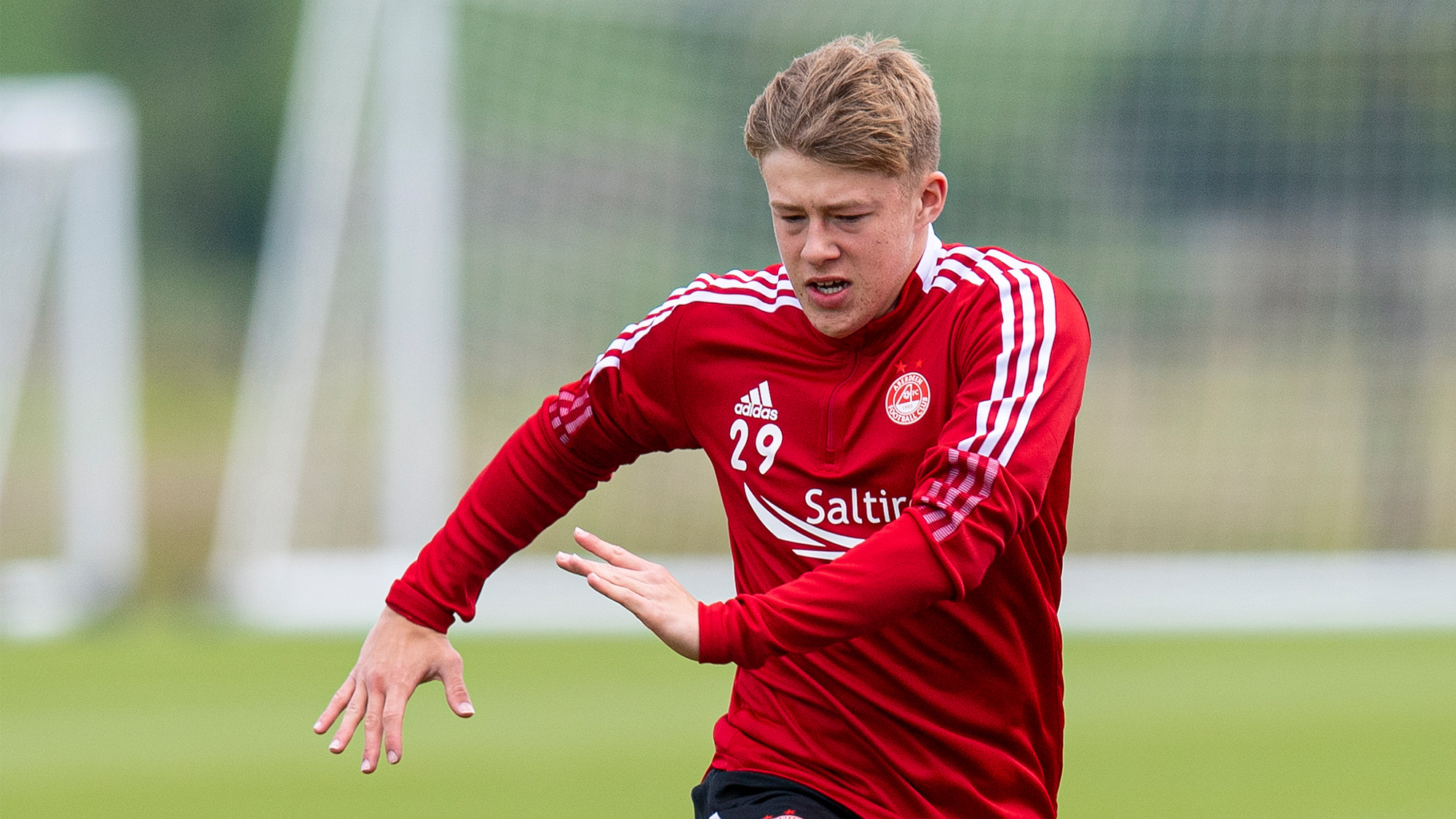 Aberdeen FC | Connor Barron heads out on loan