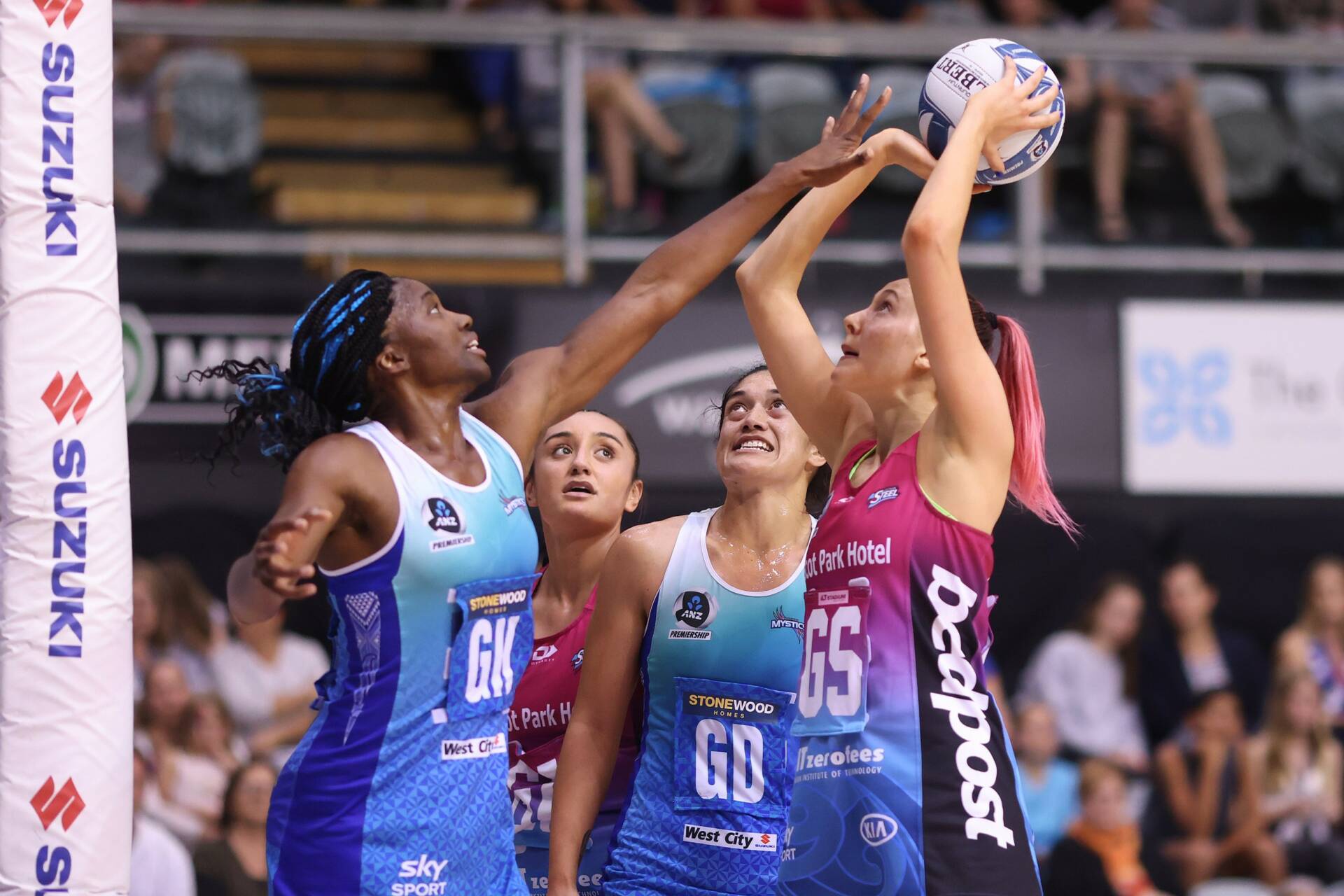 England Netball | ‘Roses Down Under’ – Defeat for Southern Steel ...