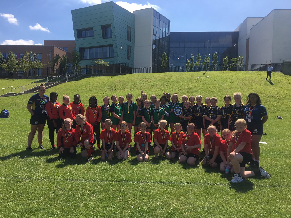 Girls tournaments prove a success for Leeds schools - Leeds Rhinos ...