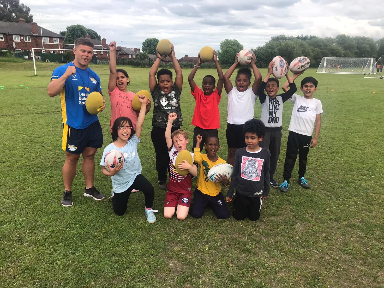 Free rugby league sessions in Chapeltown - Leeds Rhinos Foundation