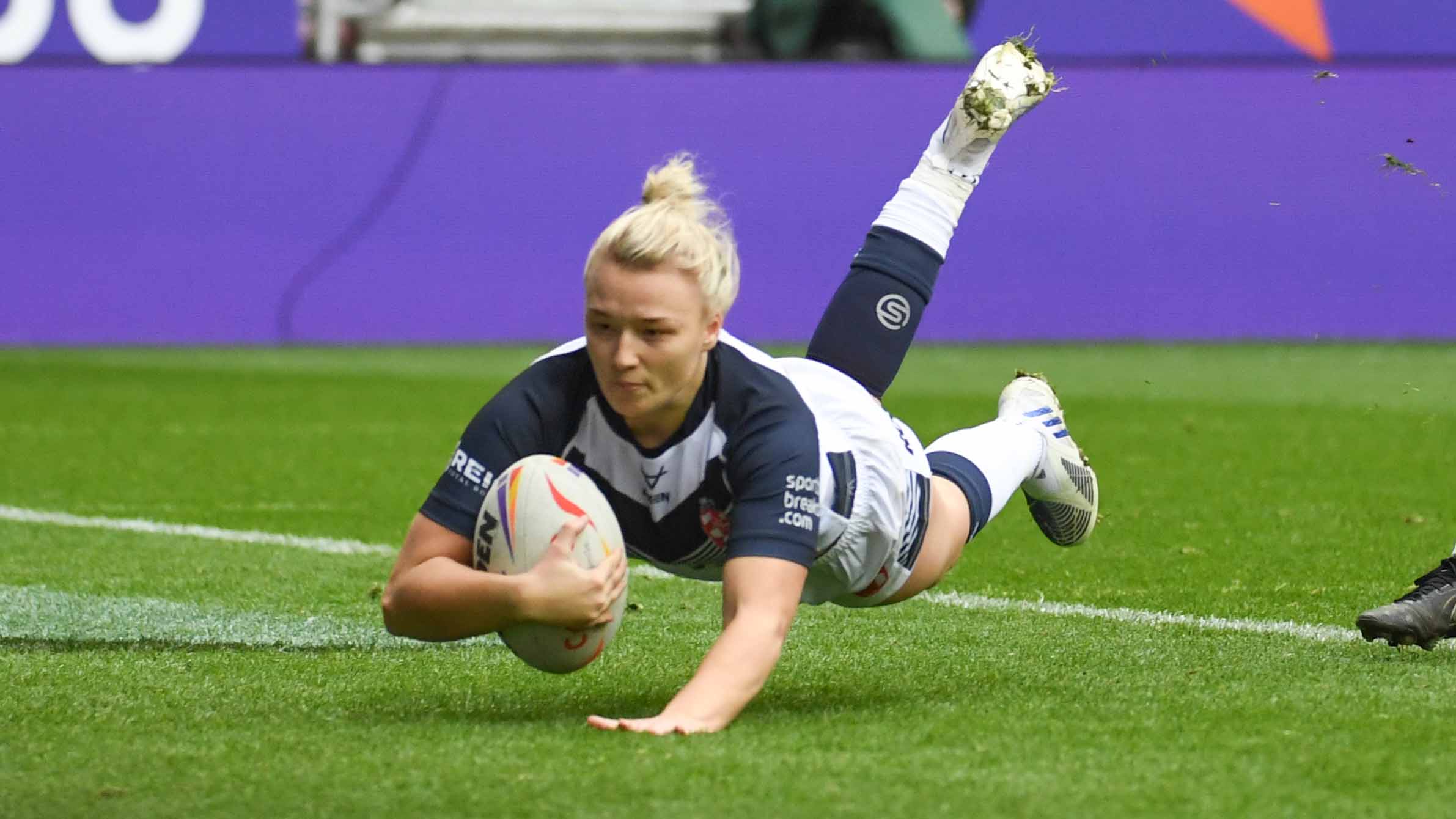 Meet Georgia Roche and Keara Bennett this Saturday - Leeds Rhinos ...