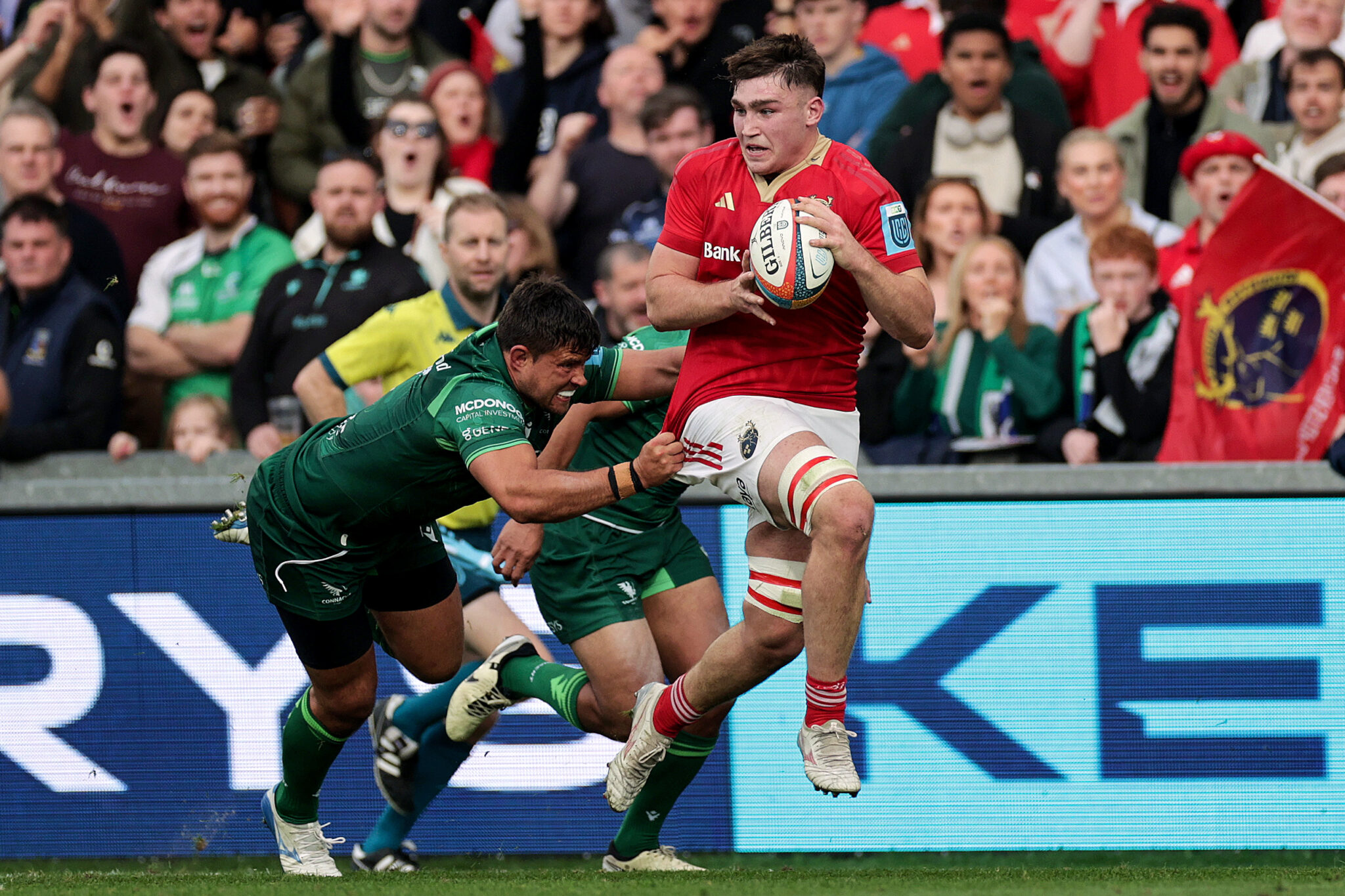 Munster Rugby | Ruadhán Quinn Signs First Senior Contract With Munster