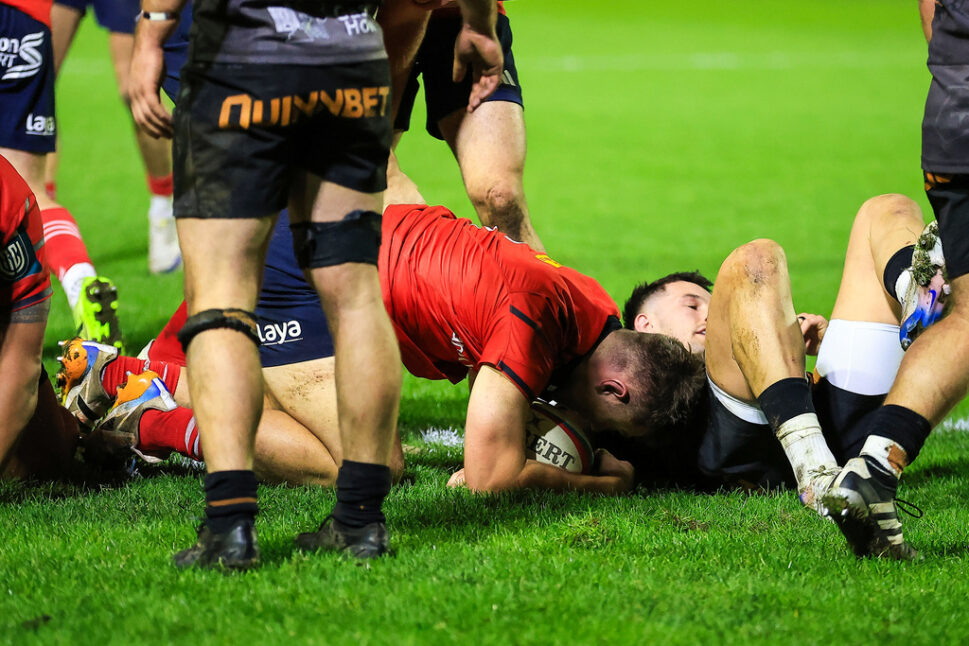 Munster Rugby | Lee Barron scores his sides second try of the match 20 ...