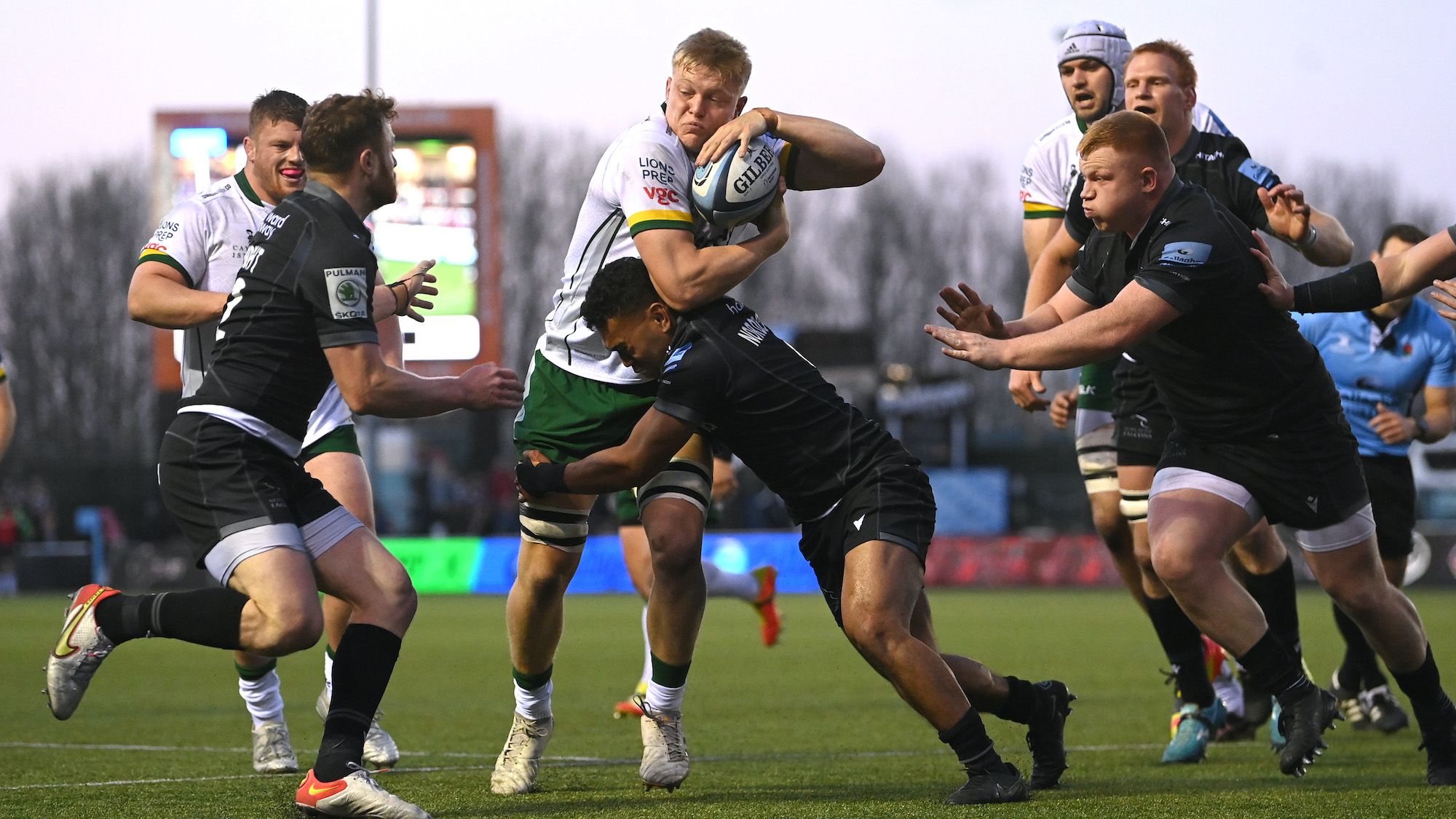 Premiership Rugby | Tom Pearson signs new deal with London Irish