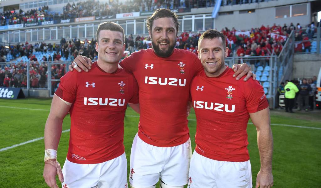 Welsh Rugby Union | Wales & Regions | Emlyn trio talk of the town