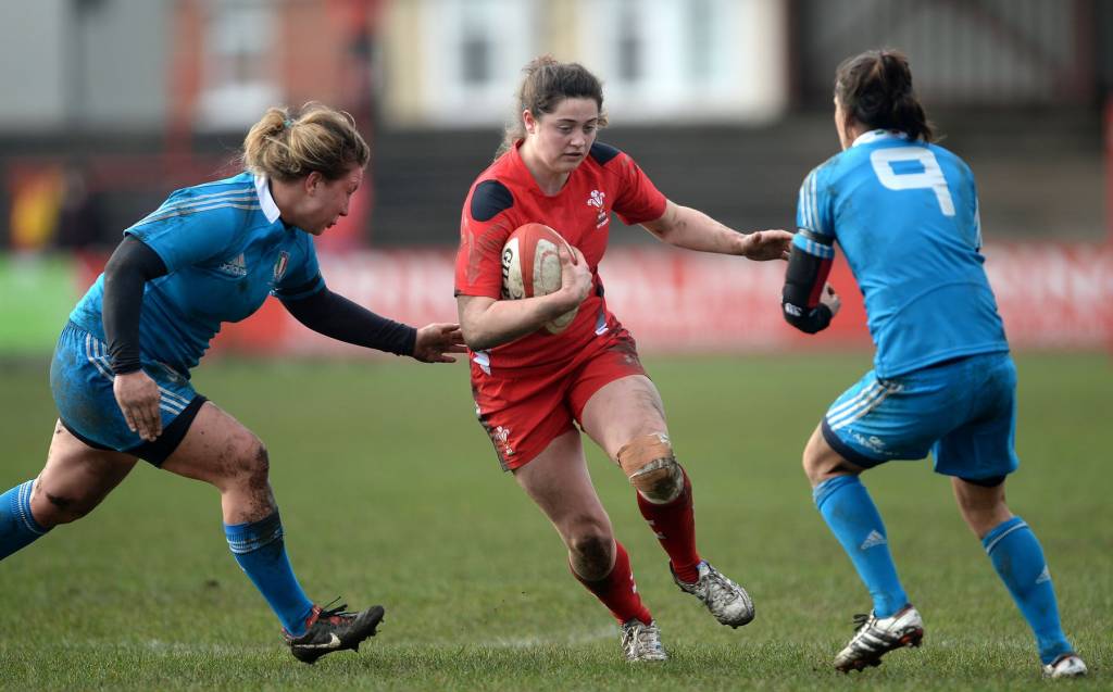 Welsh Rugby Union | Wales & Regions | Wilkins the centre of attention