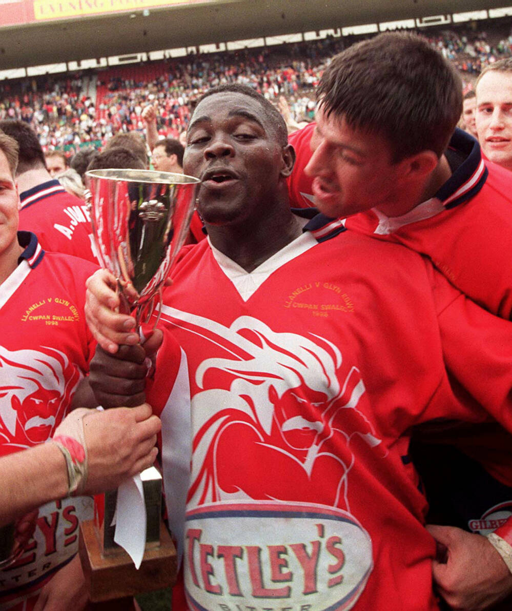 Welsh Rugby Union - ON THIS DAY: Marvellous Martyn makes his mark