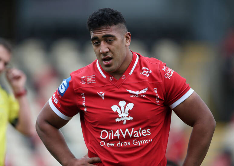 Welsh Rugby Union | Wales & Regions | Tuipulotu’s first professional deal