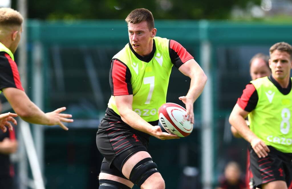 Welsh Rugby Union | Wales & Regions | Beard ready to get stuck into ...