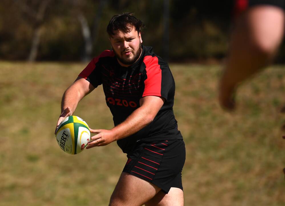 Welsh Rugby Union | Wales & Regions | Young Welsh props ready