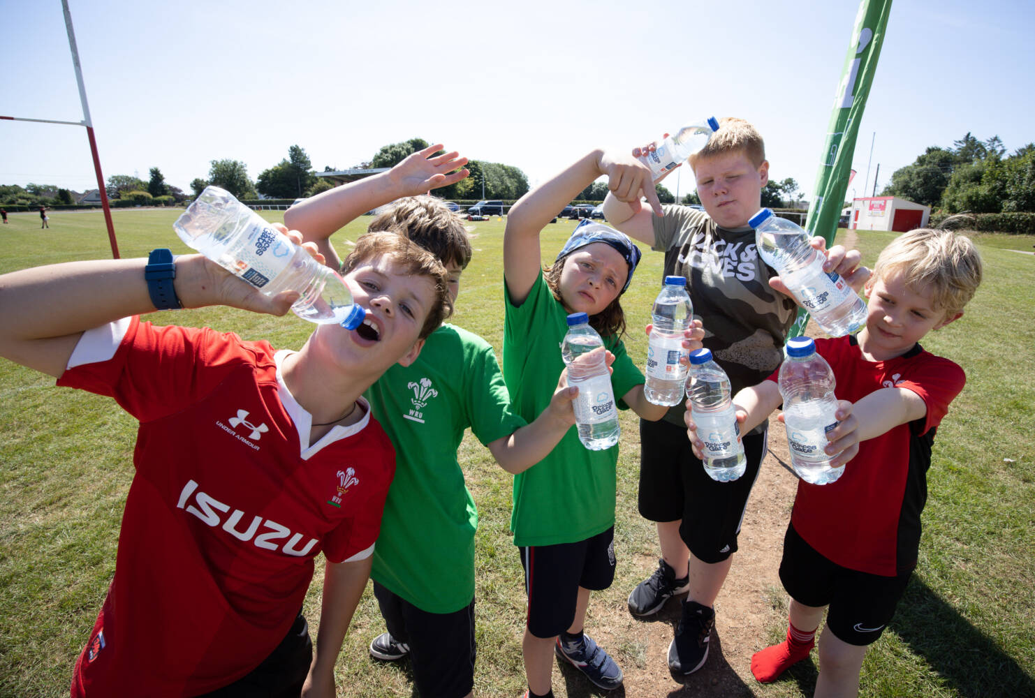 Welsh Rugby Union - The 'Fit, Fed, Fun' camps feeding Wales' children