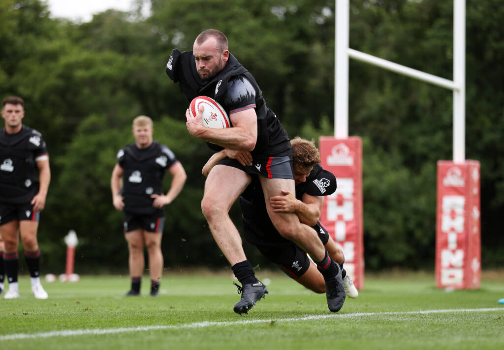 Welsh Rugby Union | Wales & Regions | Evans switches to Dragons