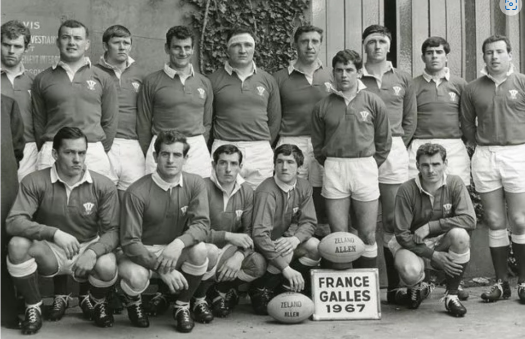 Welsh Rugby Union | Wales & Regions | WRU President pays tribute to ...