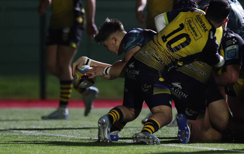 Welsh Rugby Union | Wales & Regions | Cardiff and Ospreys off to flying ...