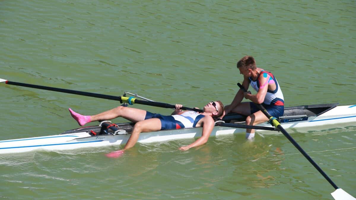 Why rowing hurts - Facing fatigue and lactic acid - World Rowing