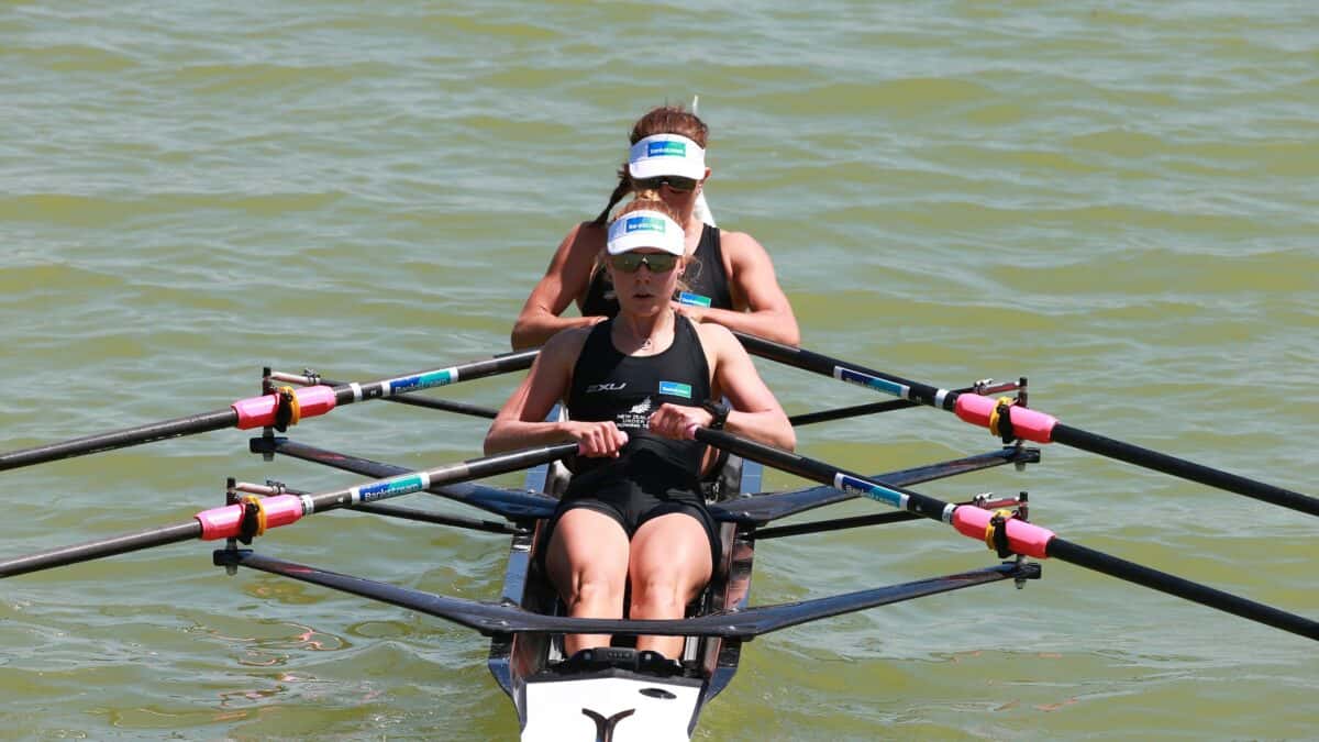 Training with the best lightweight women in the world - World Rowing