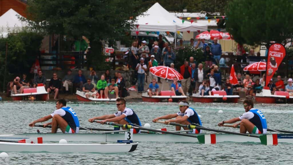 No favourites for men's four - World Rowing