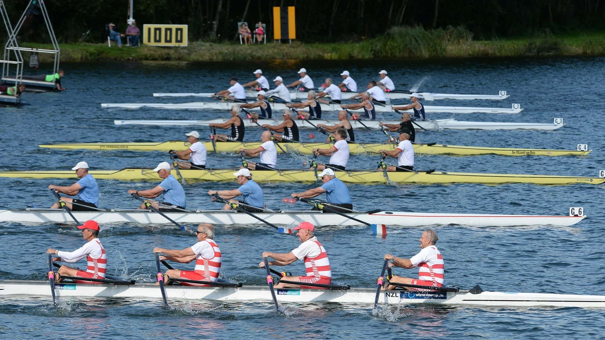 Over 11,000 seats at successful 2015 masters regatta - World Rowing