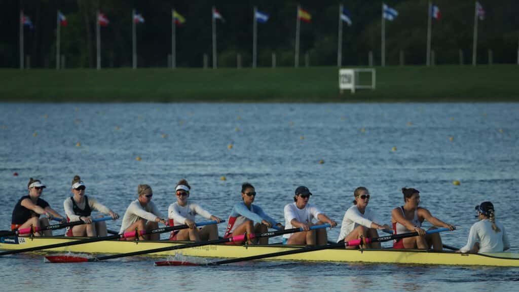 The big boat eights race at World Rowing Champs - World Rowing
