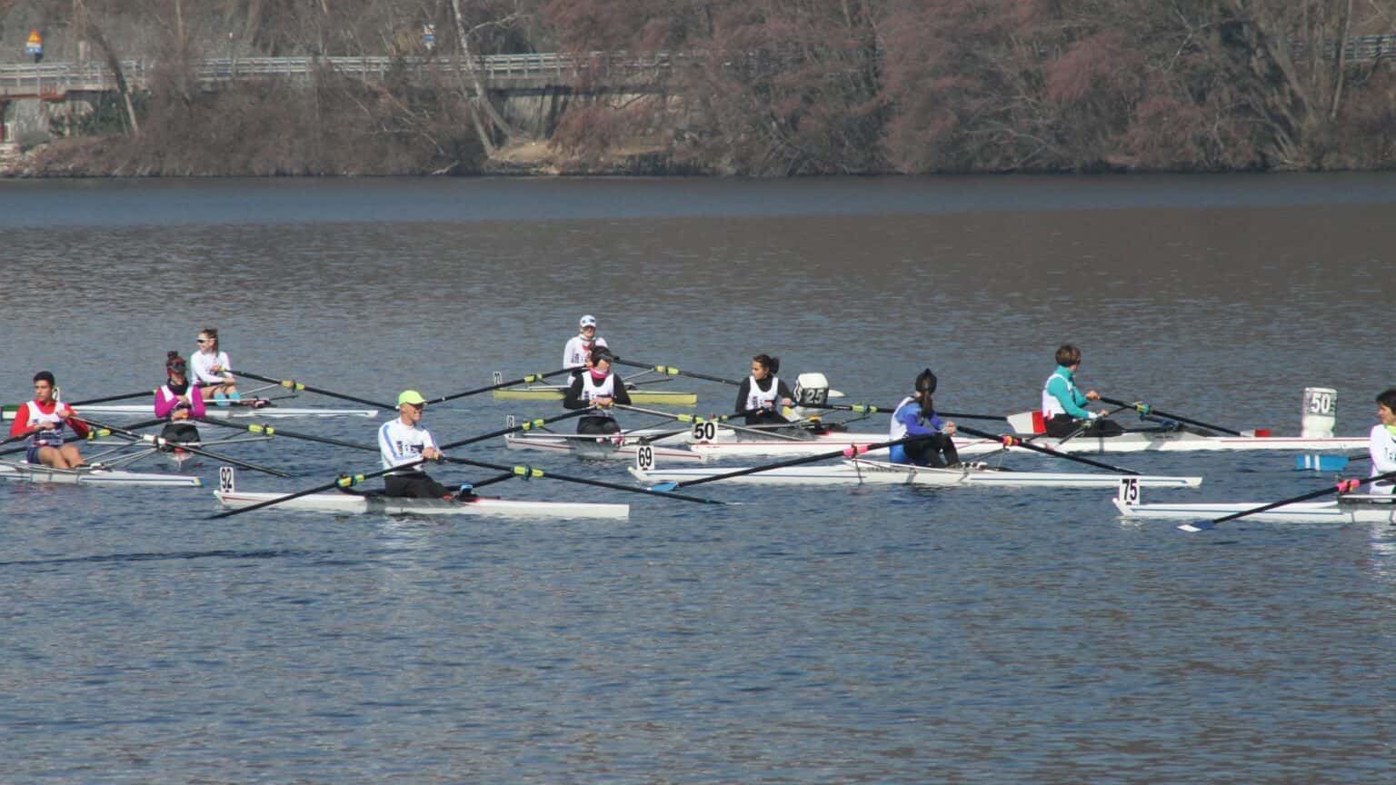Wind, rain and Italian winter racing - World Rowing