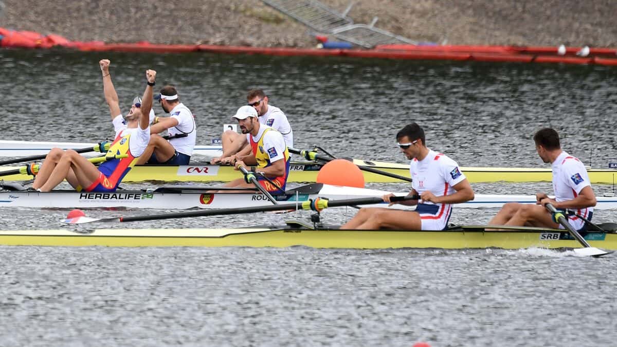 The crowning of European Champions in rowing - World Rowing