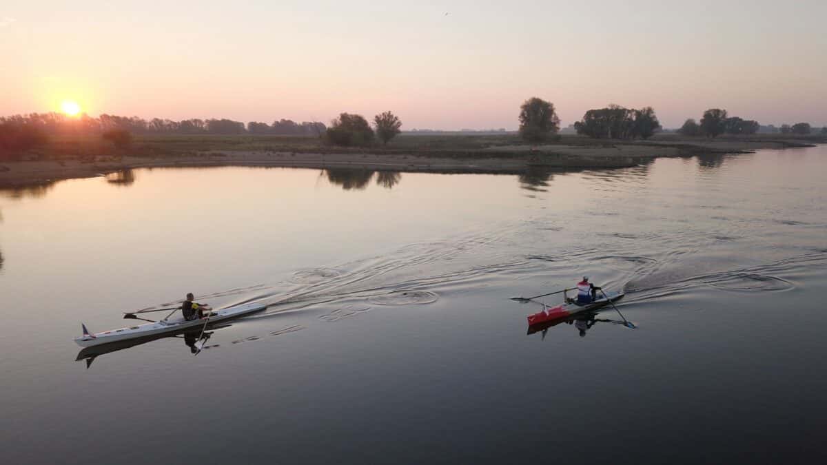 Twelve days and 850km of 'extreme' rowing across Europe - World Rowing
