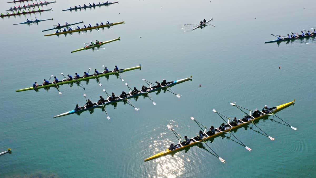 Culture and rowing at Chinese university race - World Rowing