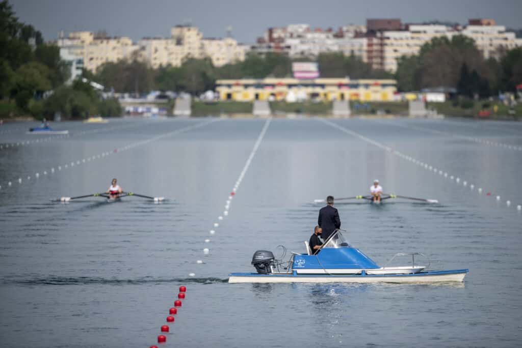 Umpiring Documents - World Rowing