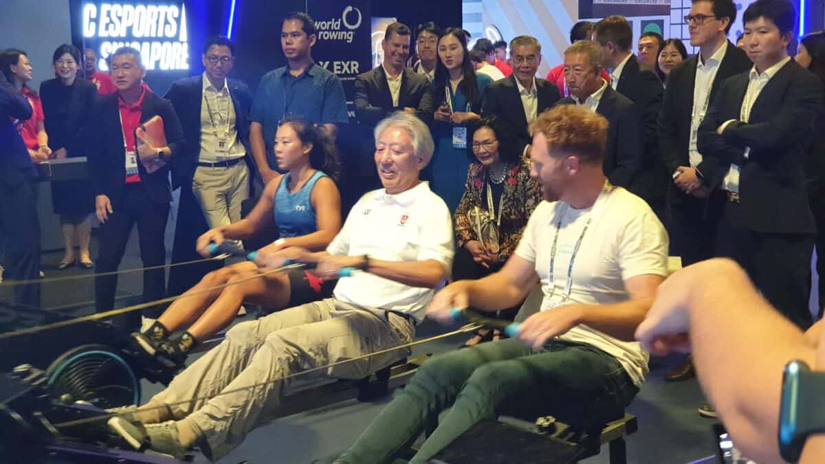 World Rowing presents IOC leadership and Singapore officials the ...