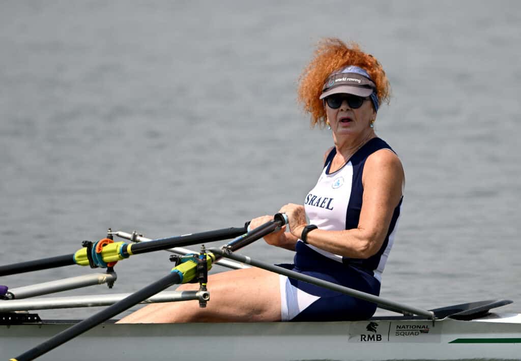Only masters rowers. Focus on the masters. - World Rowing