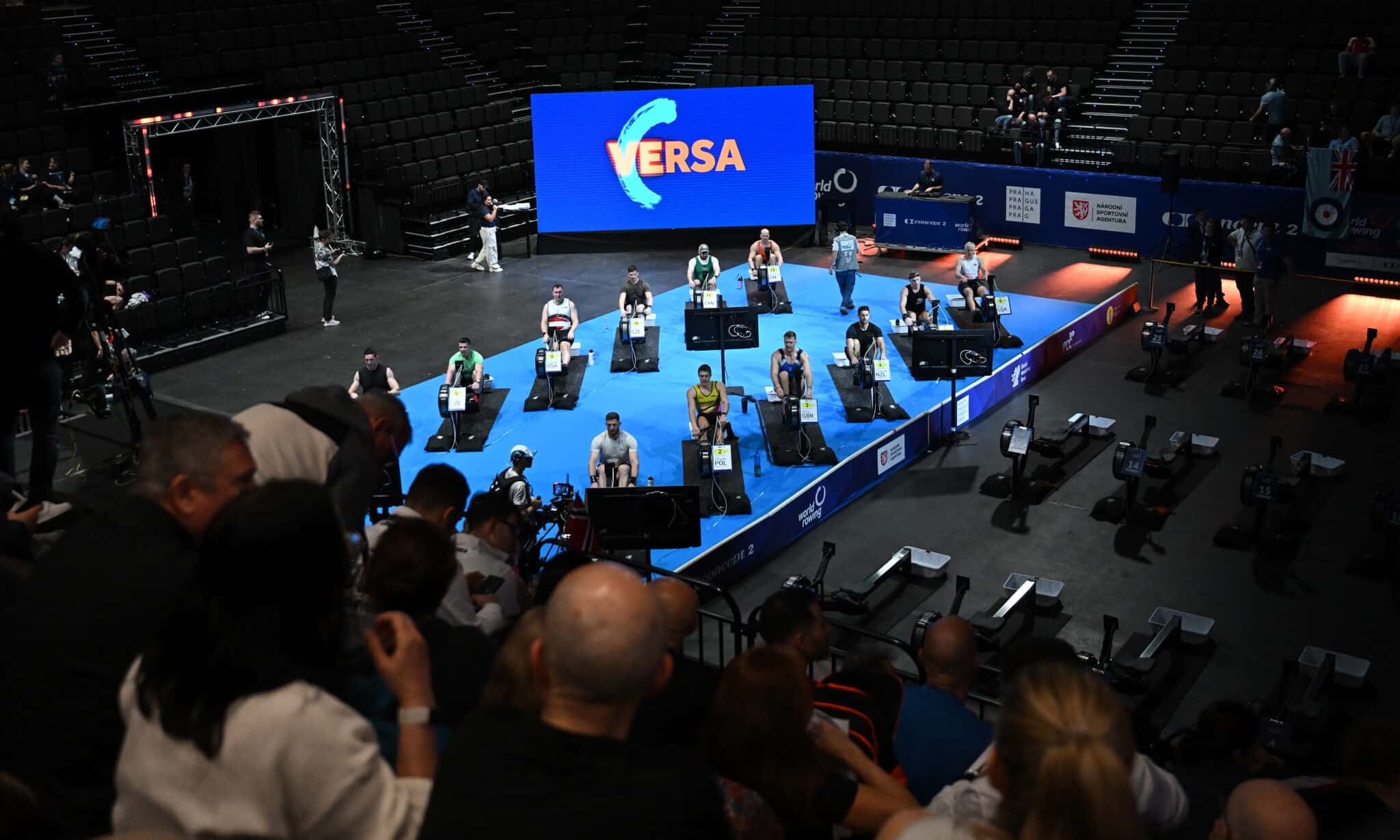 Defending Versa champions look strong on day 1 of World Rowing Indoor ...