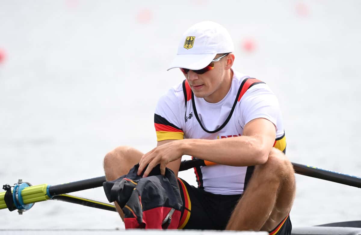 Closing the circle for Dr Rommelmann - World Rowing