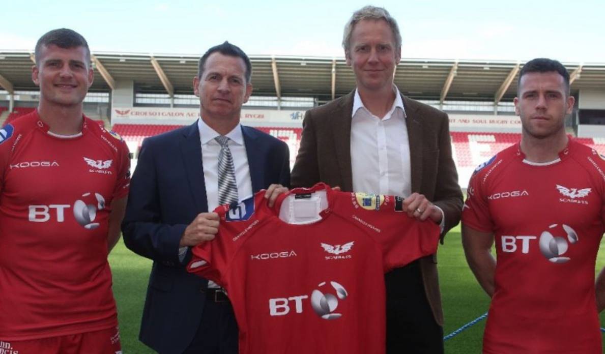 Welsh Rugby Union | Club & Community | Scarlets unveil new kit