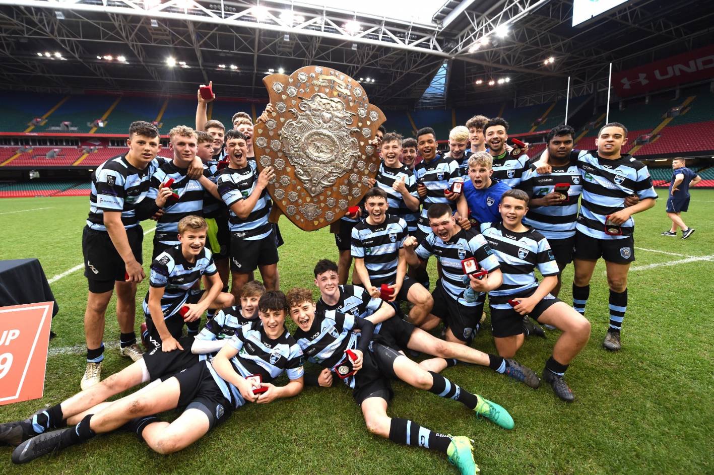 Welsh Rugby Union | Club & Community | Cardiff Schools claim Dewar ...