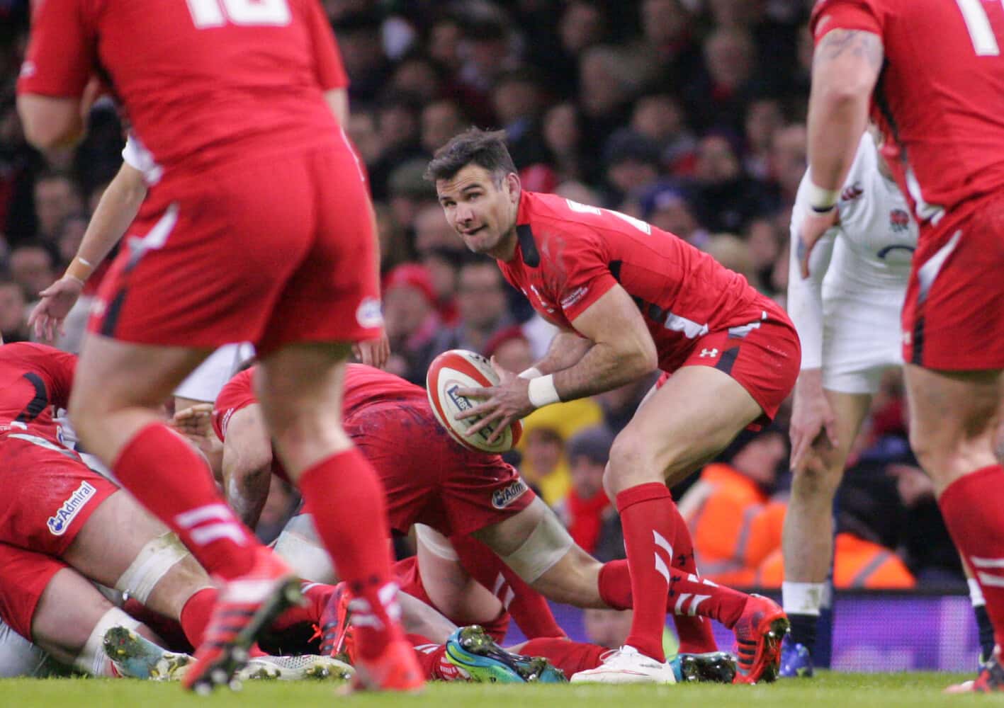 Welsh Rugby Union | Club & Community | Wales legend Phillips in one-off ...