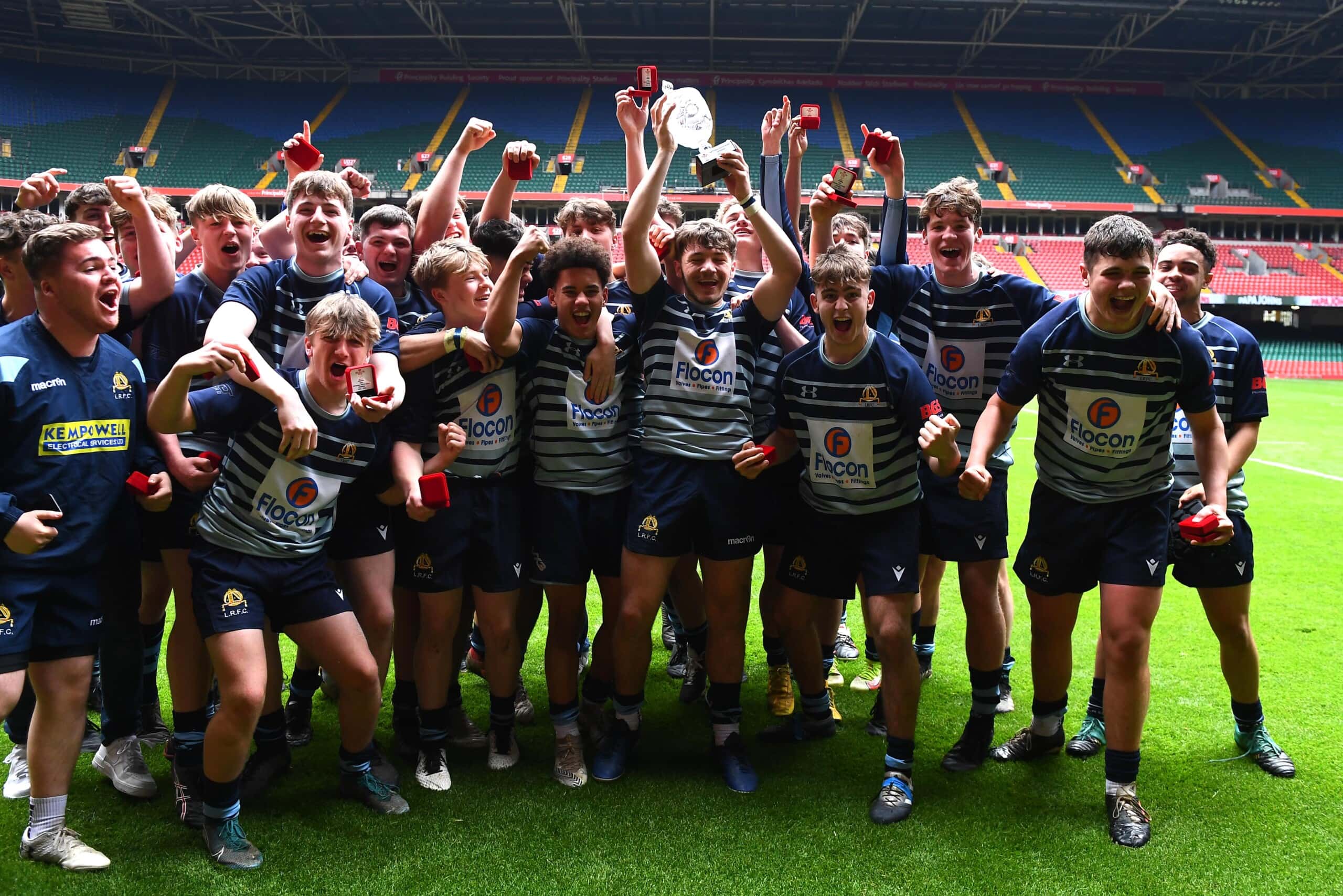 Welsh Rugby Union | Club & Community | Delnevo holds nerve to secure ...