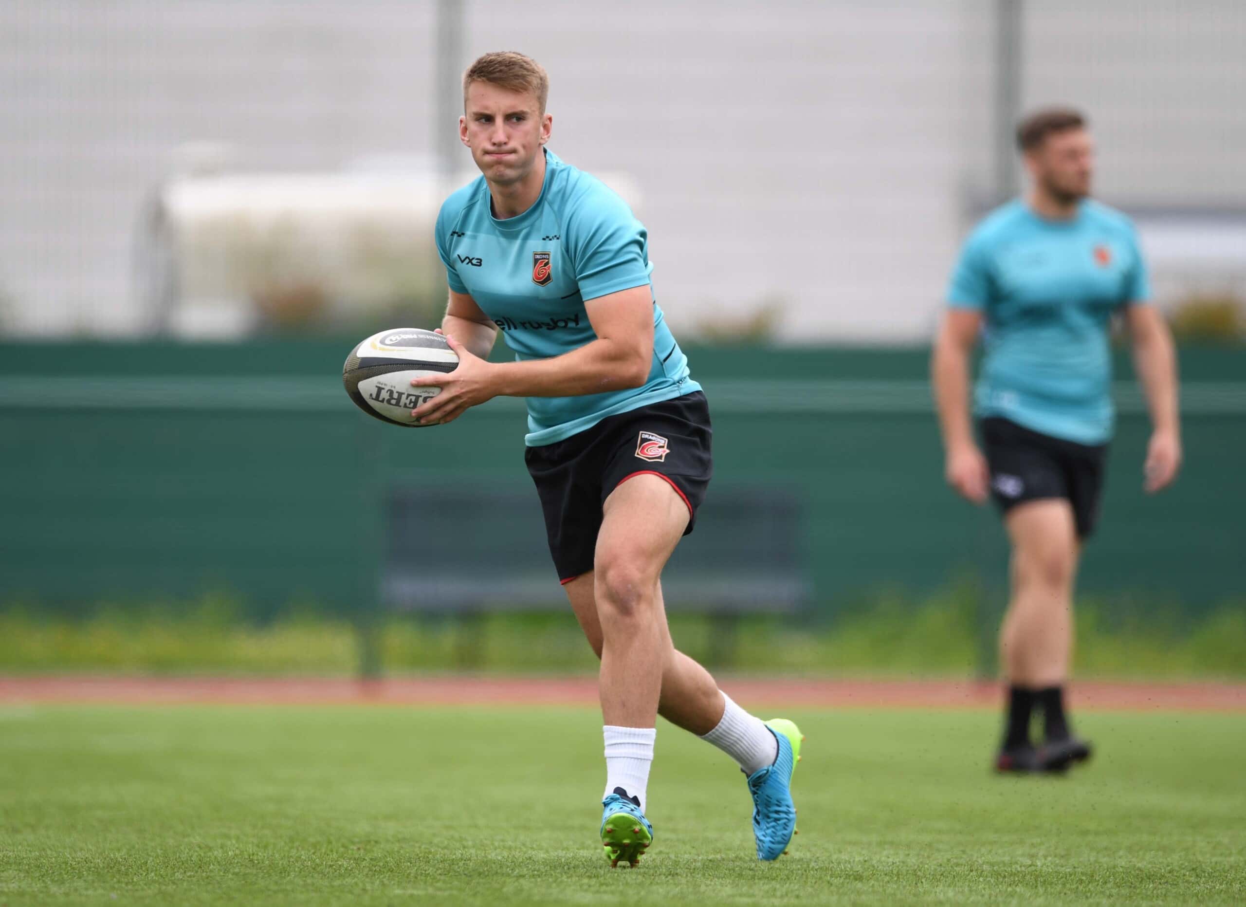 Welsh Rugby Union | Club & Community | Lloyd keeps Steelmen in the mix ...