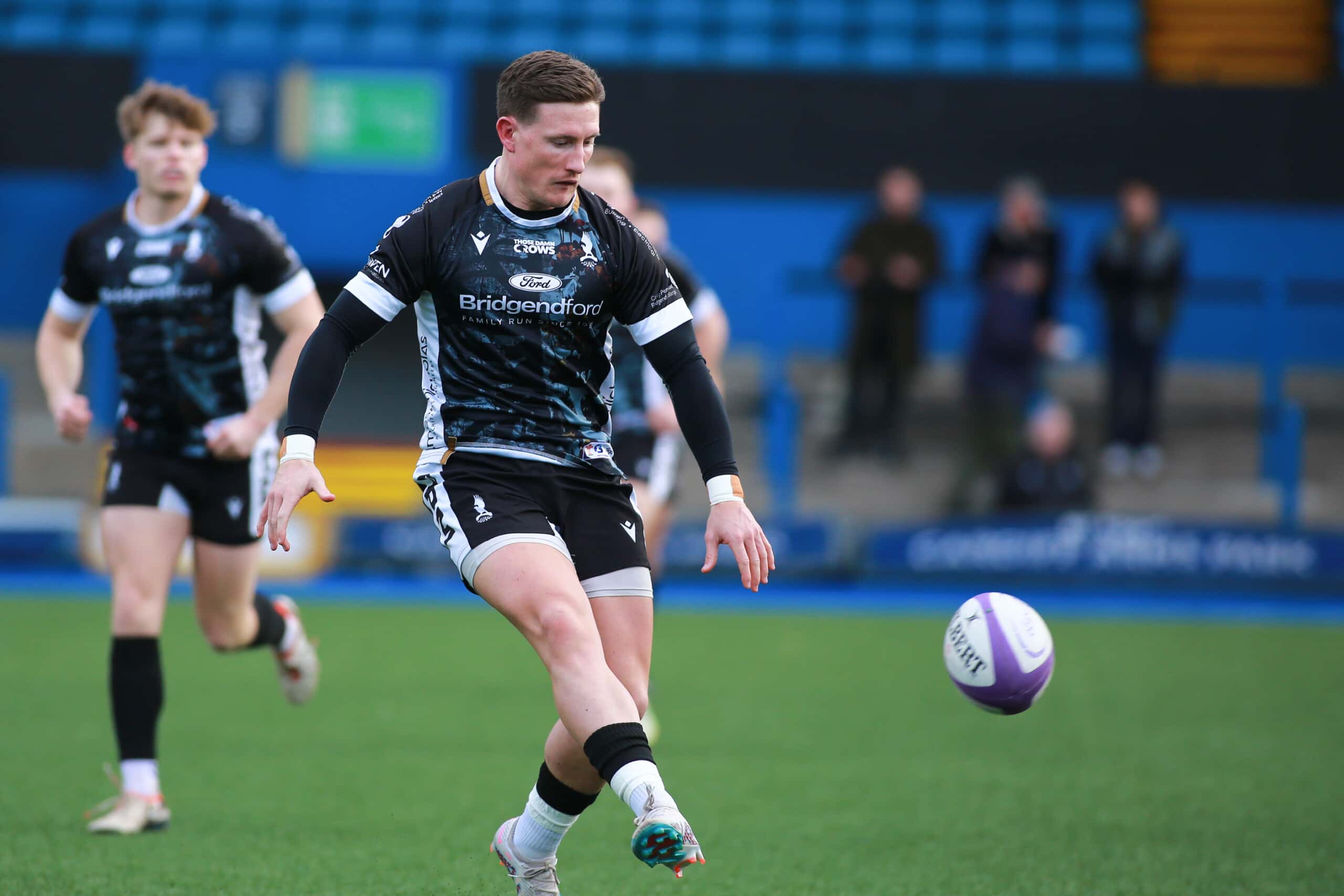 Welsh Rugby Union | Club & Community | Lloyd steals a march while ...